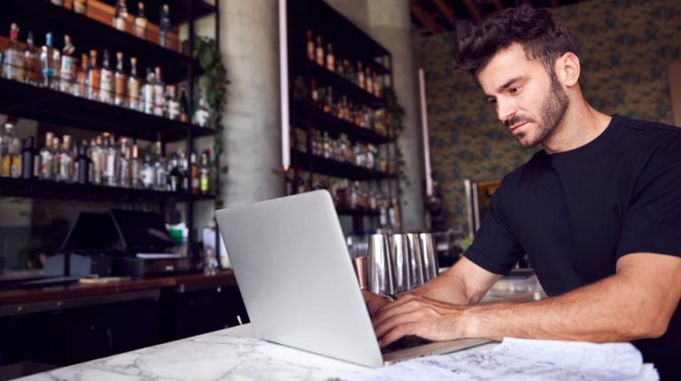 Alcohol License Dubai: What You Need to Know? - UAE Business Blog